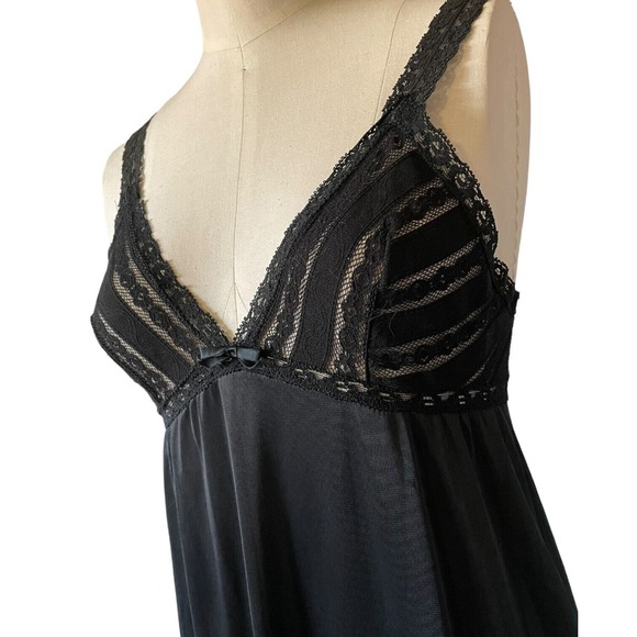 Vassarette Intimates And Sleepwear Vintage Vassarette Lingerie Black